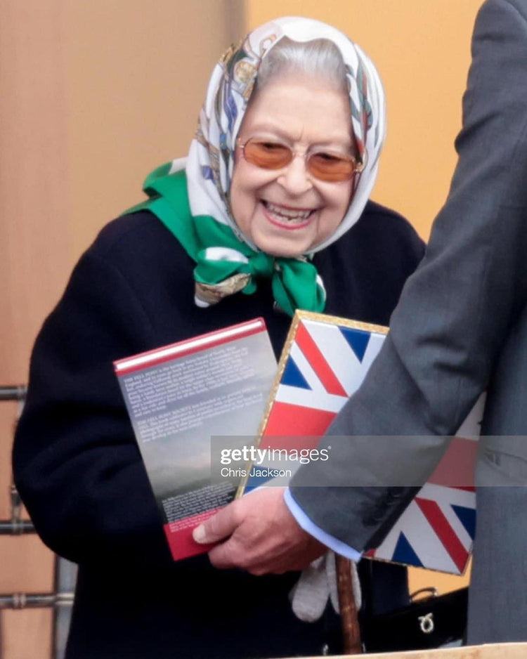 HM Queen Elizabeth II – Laura Pennell Art
